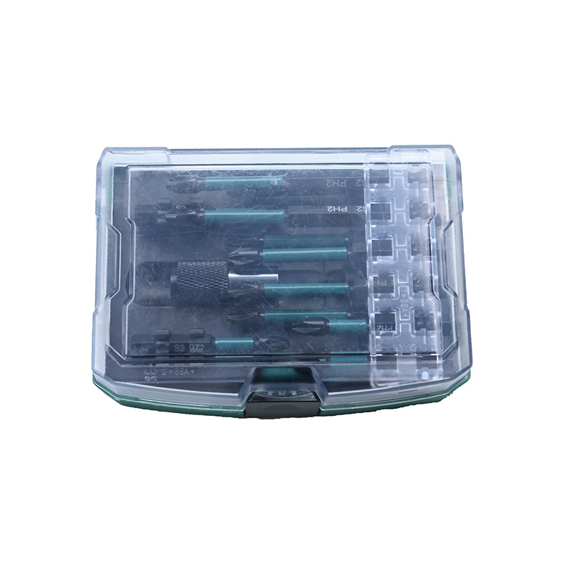 China Extended screwdriver bit set with magnetic holder for home or ...